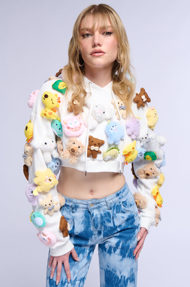 TEDDY BEAR GIRL CROPPED APPLIQUE SWEATSHIRT – AKIRA