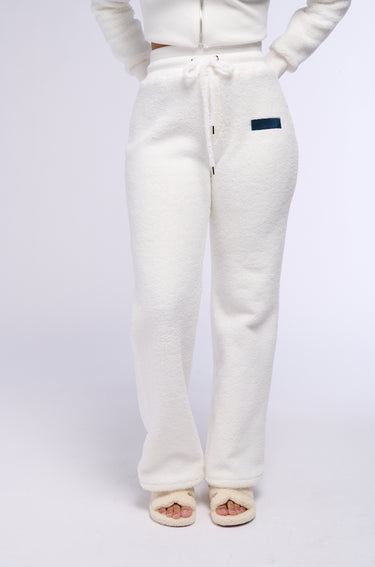 ULTRA FUZZY WIDE LEG JOGGER – AKIRA